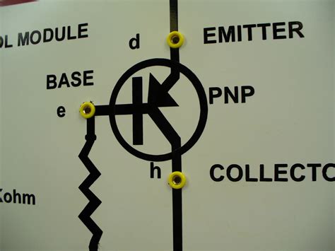 Rated PNP Transistor Circuit United Concept Trainers
