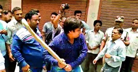 Ex Bjp Mla Aakash Vijayvargiya 9 Others Acquitted In Case Of Assault