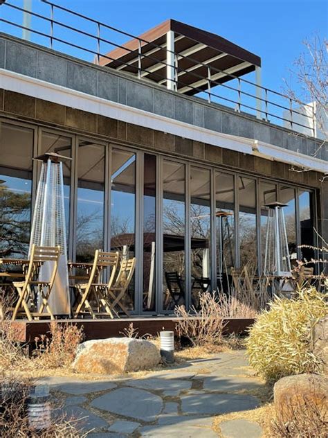 Cafe Cafe Interior Cafe Life Coffee Daily Interior Korea White