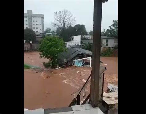 Fortes Chuvas Causam Enchentes E Alagamentos Em Francisco Beltrão Uma