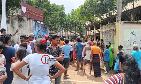 පාසලේ බැම්මට යටවී සිසුවියක මියයාම ගැන පුළුල් පරීක්ෂණ Rata Lk