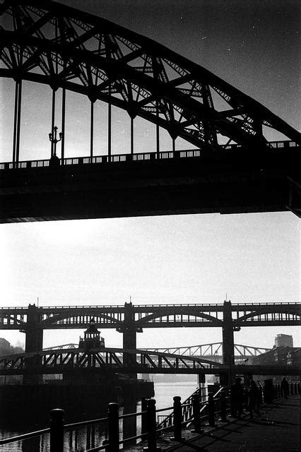 What Are The Differences Between Global Variables And Local Variables