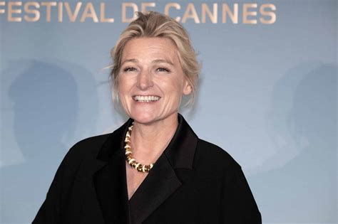 Anne Elisabeth Lemoine Les Salariés De C à Vous Dénoncent Latmosphère Vraiment Désagréable