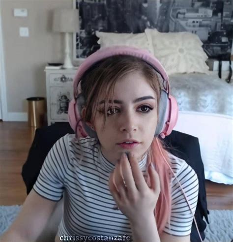 Live Stream 💖 Scrolller