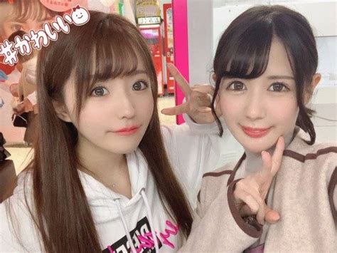 일본 여중생 2명 육변기로 쓰기 Vs 짤녀 2명 일부 다 처제로 육변기 삼기