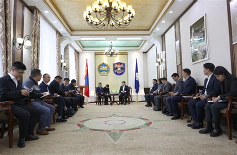 Хог хаягдлыг дахин боловсруулах ангилах байгууламж бий болгож байгаль орчинд ээлтэй эрчим хүч