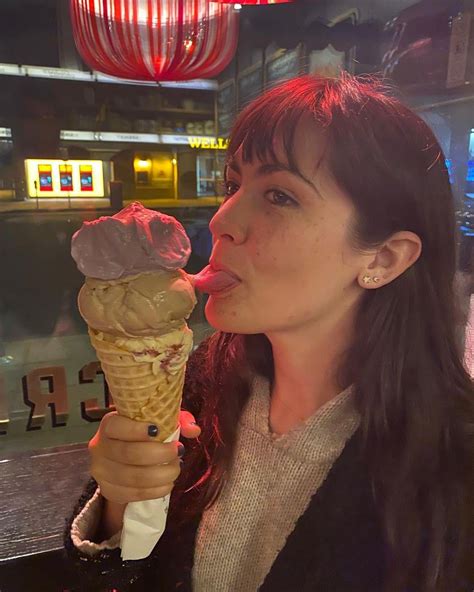 Isabelle Vs Ice Cream R Isabellefuhrman