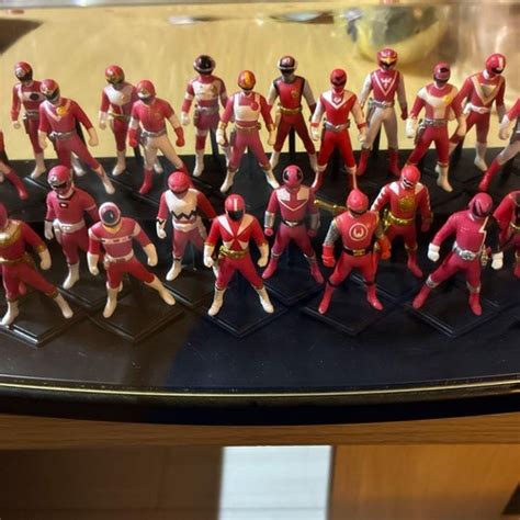 33pc Red Ranger Tokusatsu Sentai Hero Figures W Display Stand Red