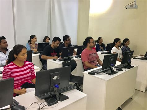 Mindscripts Technologies Pune Hadoop Full Stack Salesforce Amazon