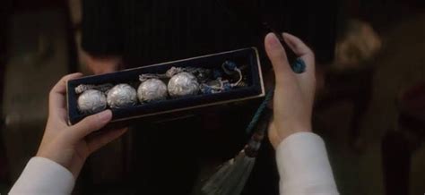 The Handmaiden Bells Filmes Criado
