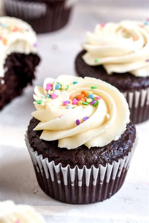 Cupcakes Chocolate And Vanilla At Todd Briggs Blog