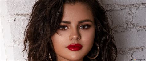 Close Up Of Selena Gomez Red Lips With Glamorous Beauty 4K Wallpaper Download