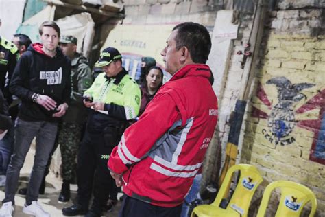 Jardín Infantil De Día Y Cancha De Tejo En La Noche Las Autoridades De Bogotá Encontraron El