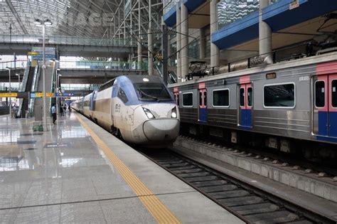 Ktx 고속철도 열차 Yanggiri 사진 광명역 Ktx 고속 철도 기차 열차 코레일 철도청 교통 교통수단