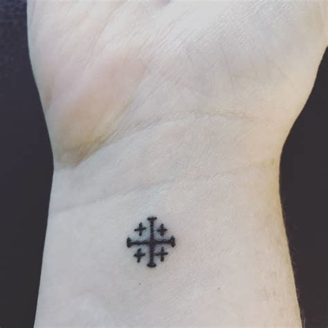 Pin By Erin Hopfinger On Tattoos Cross Tattoo Designs Cross Tattoo