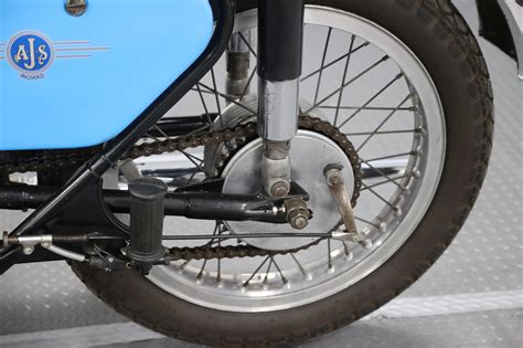 Lot 23 1962 Ajs Model 31 Csr