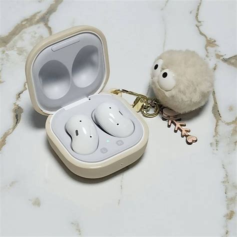 나의 첫 오픈형 이어폰 갤럭시 버즈 라이브 디자인 Samsung Members