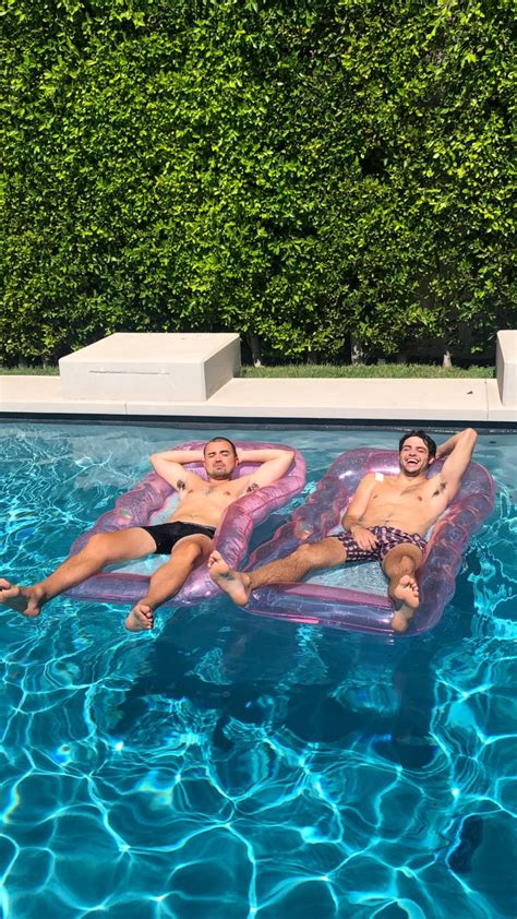 Noah Centineo S Feet