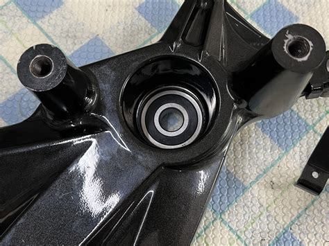 マジェスティs Stm ハイパフォーマンスホイールベアリングセット And ドッグハウスアクスルカラーセット取り付け リア編