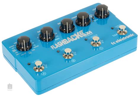 TC ELECTRONIC Flashback 2 X4 Delay Effet guitare