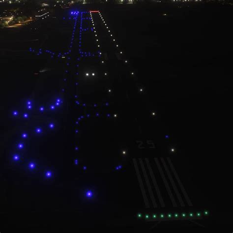 TOO BRIGHT Unrealistic And Overexaggerated Airport And Night Lighting In MSFS Bloom Too