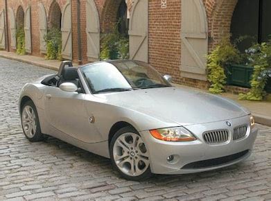 2004 Bmw Z4 Specs And Feature Comparisons Kelley Blue Book
