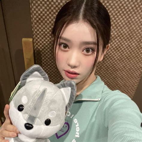 Kep1er Xiaoting Icon Universe Girl Gang Icon Ig Girls