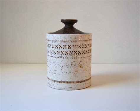 Italian Modern Pottery Canister Cookie Jar With Lid By Bitossi Bone