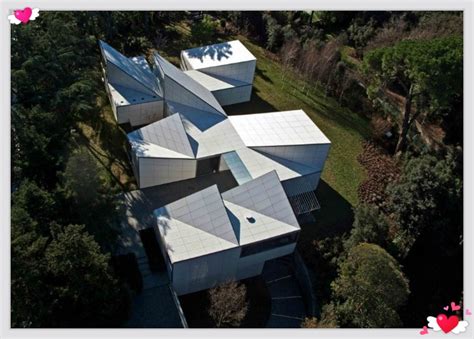 기하학적 구조지만 동선이 연결된 유기적인 집 Daum 부동산