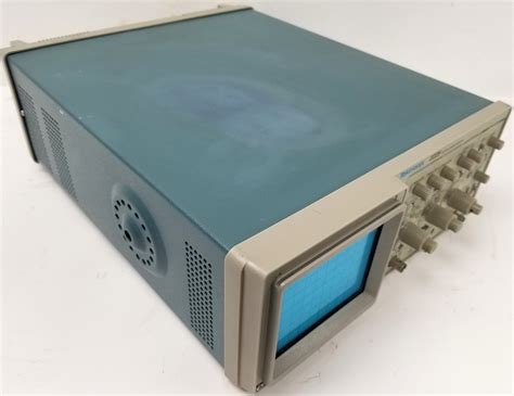 Tektronix 2225 Dual Trace 50 Mhz Oscilloscope