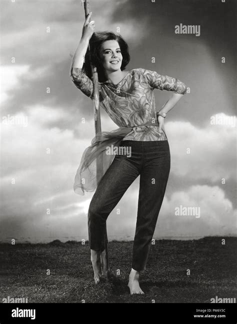 Natalie Wood Height Weight 1961 Gxwott