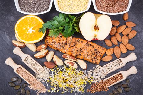 갑상선에 유익한 식사 비타민과 미네랄의 건강한 성분 갑상샘에 대한 스톡 사진 및 기타 이미지 갑상샘 갑상샘기능 저하증 갑상샘기능 항진증 Istock