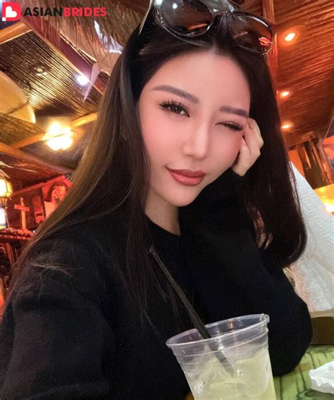 Dating Filipino Women Tips Myths And Cultural Insights