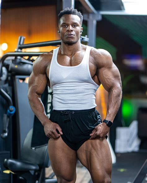 Musclemania Swiss Natural Bodybuilder Nicolas Iong Naturally
