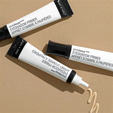 WET N WILD Photo Focus Eyeshadow Primer [Only A Matter Of Prime] (10 Ml ...