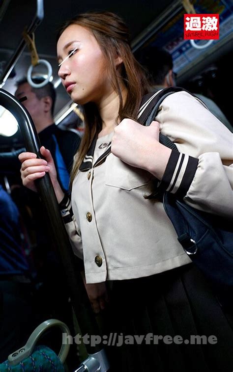 Nhdtb 81004 満員バスで背後から制服越しにねっとり乳揉み痴 され腰をクネらせ感じまくる巨乳女子 生19 推定gカップ巨乳女子