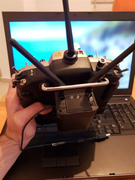 android ground station running tower with video telemetry downlink