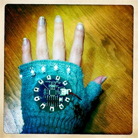 Lilypad Arduino Sensing Ambient Temperature Alyson Fielding