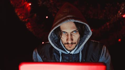 Sex Portal Gehackt 250 000 Mail Adressen Im Darknet Angeboten Computer Bild