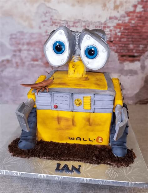 Wall E Birthday Cake Ideas Images Pictures