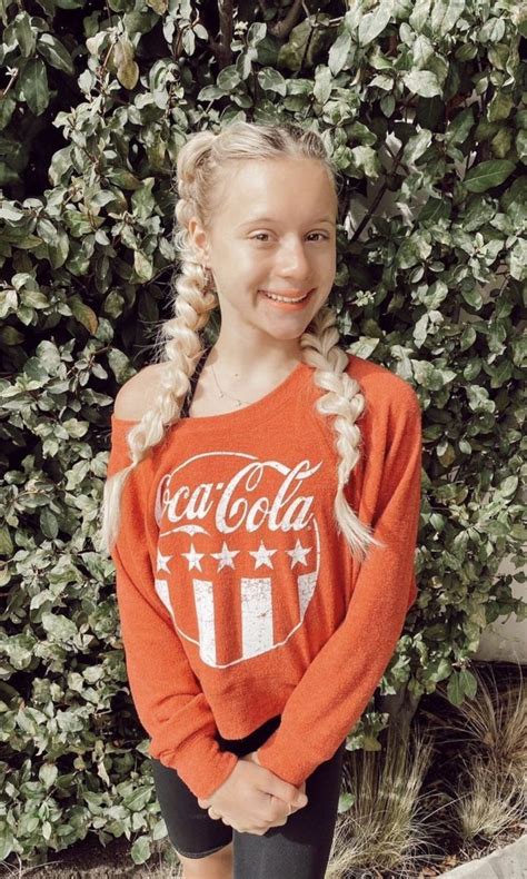 Dancing With The Stars Dancer Graphic Sweatshirt Sweatshirts Couch