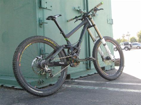 Banshee Bikes News Chris Boffa Oakley Legend