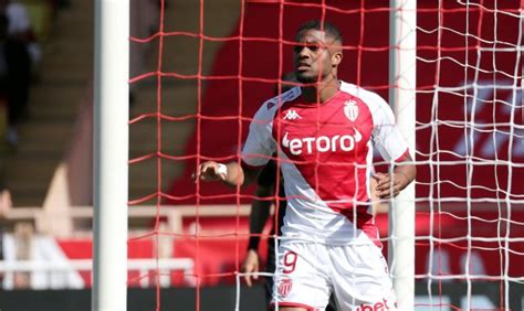 Monaco Ferme La Porte à Twente Pour Boadu