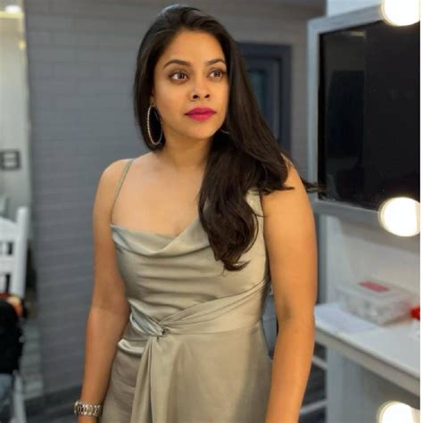 Happy Birthday Sumona Chakravarti बालकलाकार ते कॉमेडी शो मधील भूरी