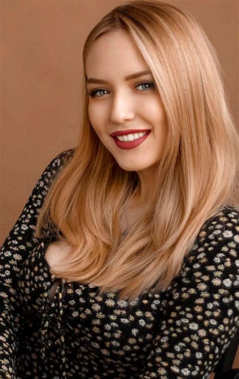 Ameli Haze Boobpedia Encyclopedia Of Big Boobs