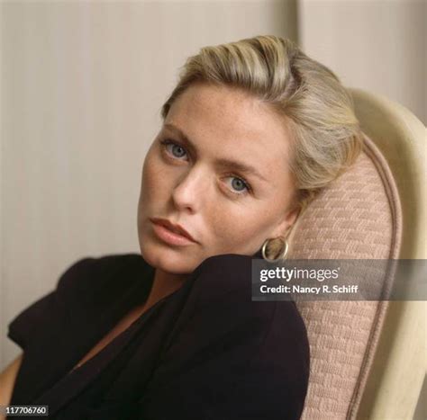 1 891 Photos Et Images Haute Résolution De Patsy Kensit Getty Images