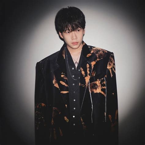 Han Jiwon 한지원 Lyrics Songs And Albums Genius