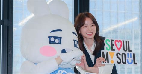 [포토] 다님이와 함께 포즈 취하는 천우희