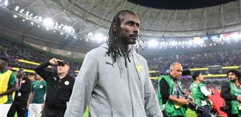 Équipe Nationale Un Membre Du Staff De Aliou Cissé Victime Dune