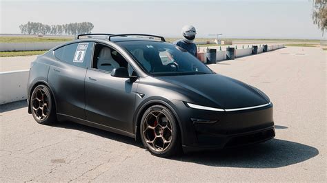 2026 Model Y Performance Makes Track Debut At Teslacorsa 43 The Shop